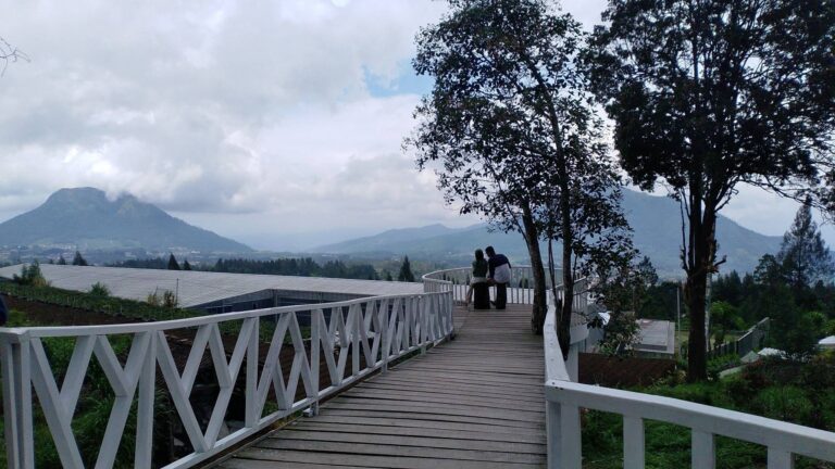 MERBABU PARK: Harga Tiket, Glamping & Wahana May 2026
