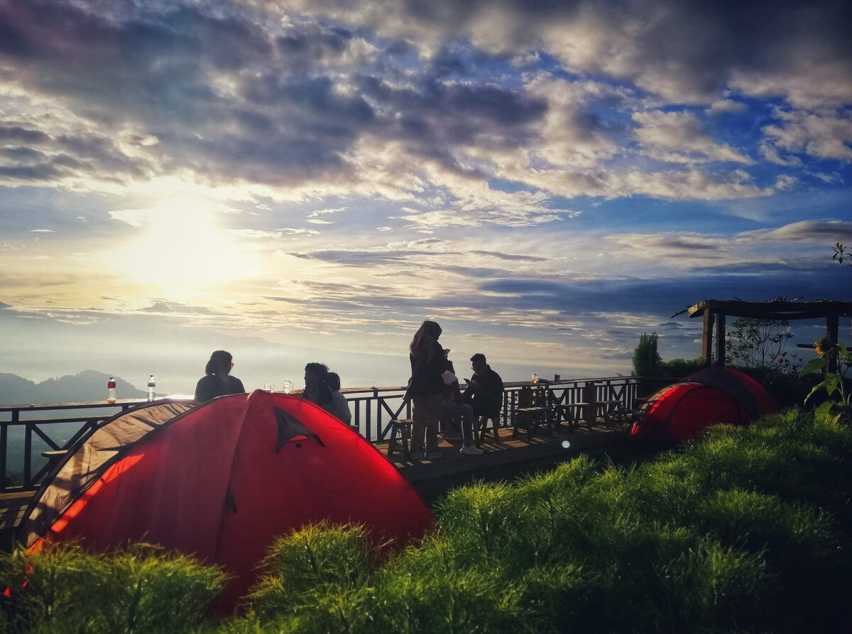 MANGLI Sky View Tiket, Lokasi, Camping dan Aktivitas - Agustus 2025