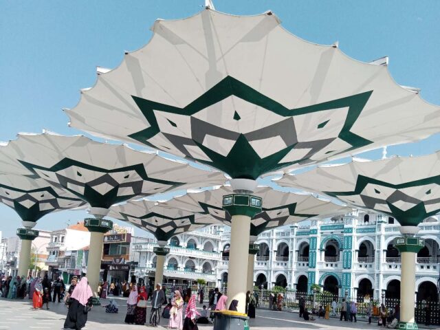 PAYUNG MADINAH Wisata Religi Gratis Penuh Daya Tarik - Oktober 2025